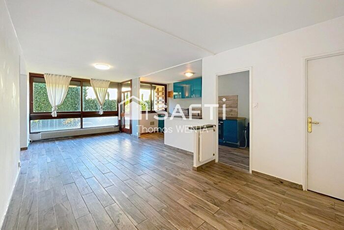 Appartement à vendre - Clermont-Ferrand, Herbet, Brezet, Saint-Jean - 4 pièces - 2 chambres