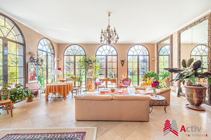Maison 10 pièces à Viriat, à vendre