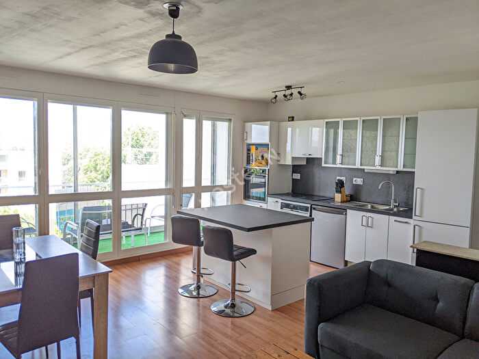 Appartement à louer - Quartiers Sud-Est, Italie - 1 pièce - 1 chambre