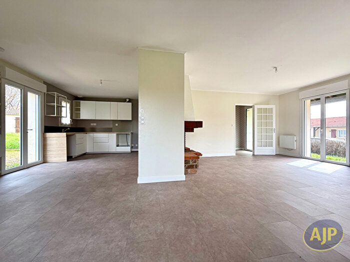 Maison à vendre - Brains - 5 pièces - 3 chambres