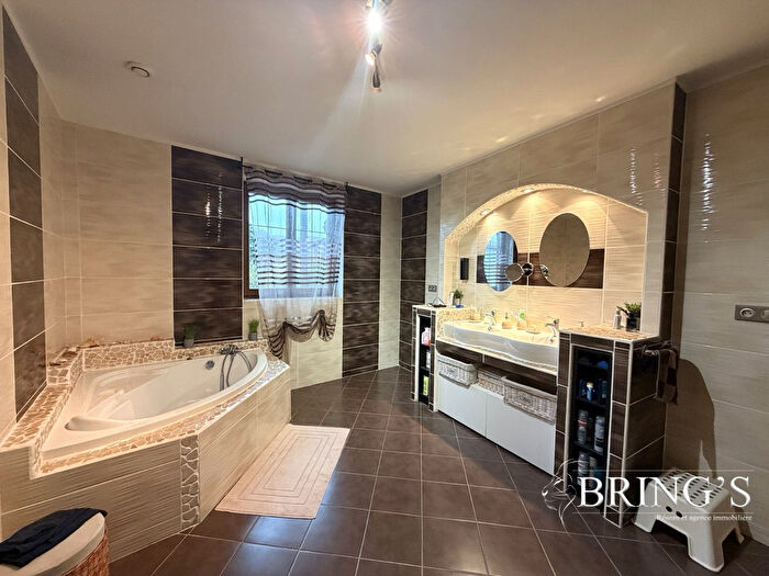 Maison à vendre - Fléville-Lixières - 7 pièces - 4 chambres