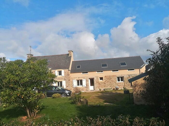 Maison à vendre - Saint-Pol-de-Léon - 6 pièces - 3 chambres