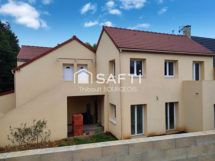 Appartement à vendre - Lagny-sur-Marne, Saint-Denis, Plateau - 4 pièces - 2 chambres