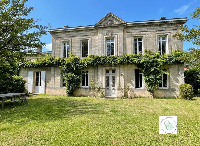 Maison 11 pièces à vendre - Pugnac