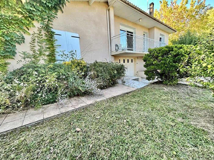 Maison à vendre - Seyches - 5 pièces - 3 chambres