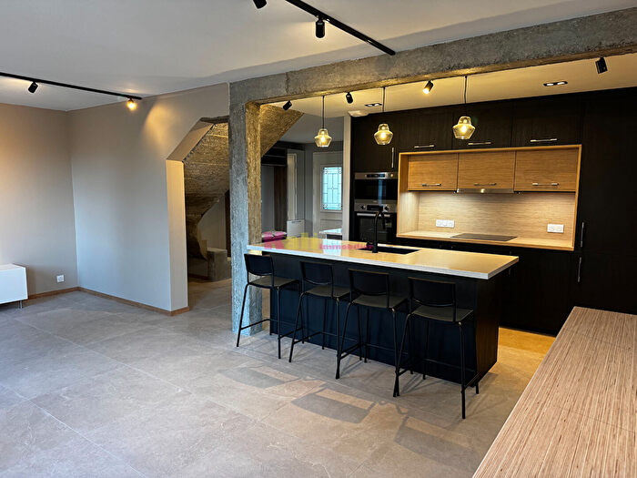 Maison à louer - Guipavas, Centre-ville - 5 pièces - 4 chambres