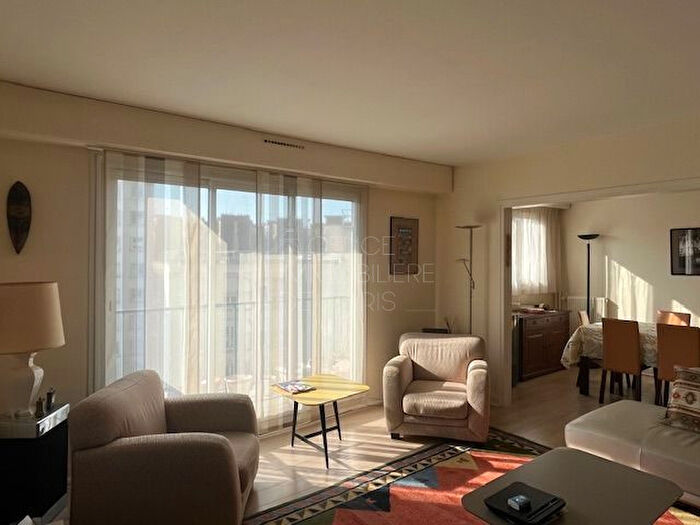 Appartement 5 pièces à Paris 15ème, à vendre