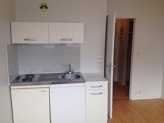 Appartement à louer - Tours, Velpeau - 1 pièce