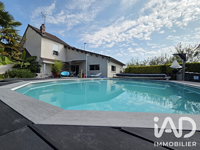 Romilly-sur-Seine, Le Trou-du-Chêne : Maison 7 pièces à vendre