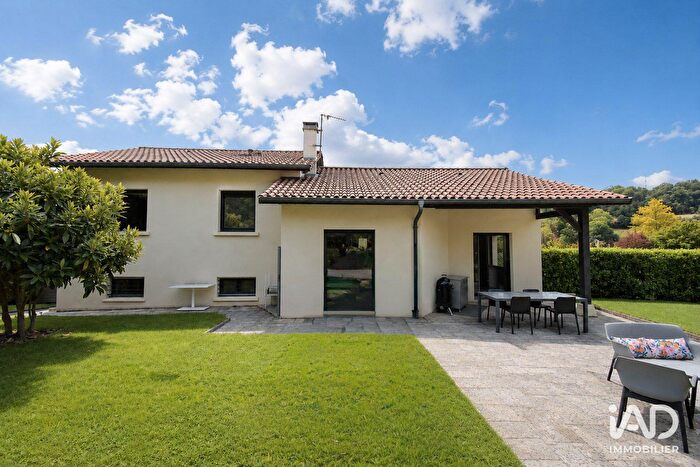 Les Éparres : Maison 5 pièces à vendre