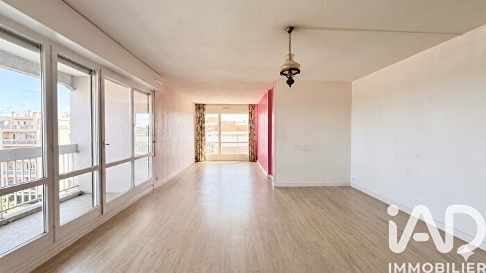 Appartement 4 pièces à Élancourt, Le Berceau, Les Réaux, La Commanderie, à vendre