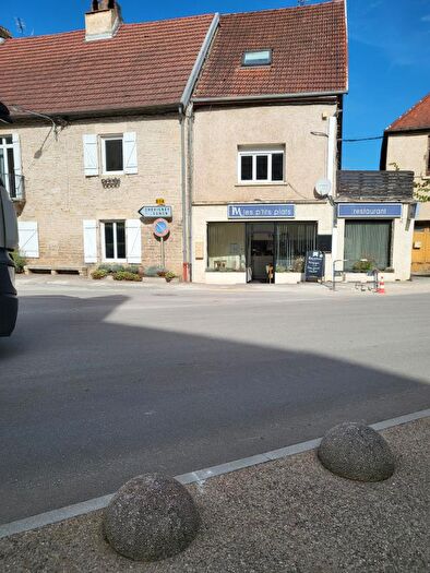 Appartement à louer - Émagny - 5 pièces - 3 chambres