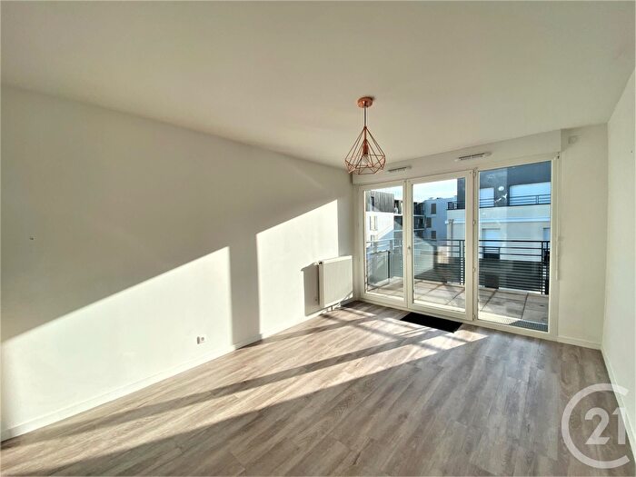 Appartement à vendre - La Ville-du-Bois - 3 pièces - 2 chambres