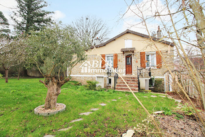 Maison à vendre - Le Perray-en-Yvelines - 5 pièces - 3 chambres