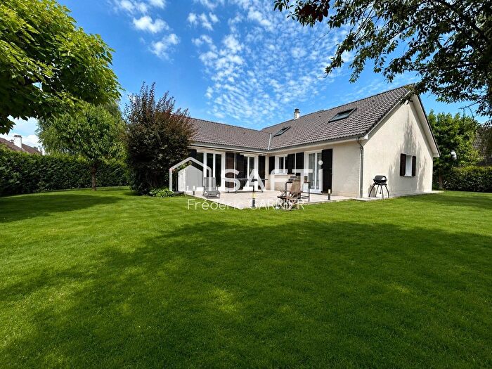 Maison 8 pièces à vendre à Ozoir-la-Ferrière, Vieux village, Armainvilliers, Notre Dame