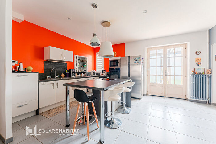 Maison à vendre - Dompierre-sur-Yon - 6 pièces - 4 chambres