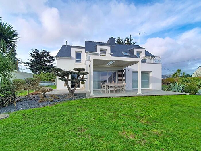 Maison à vendre - Inzinzac-Lochrist - 6 pièces - 4 chambres