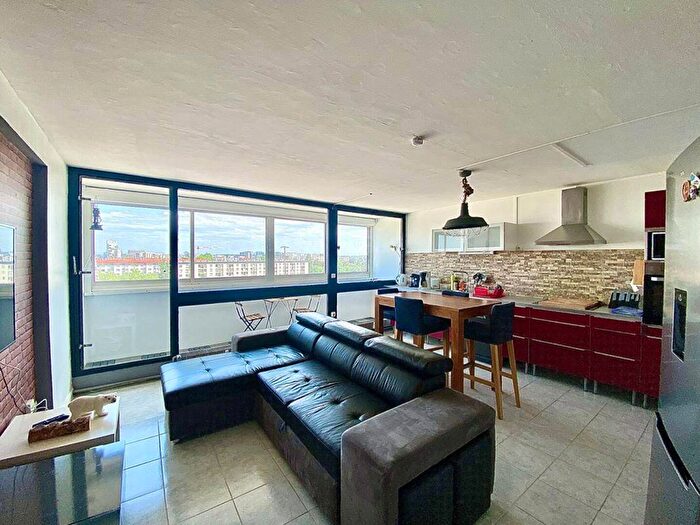 Appartement à louer - Cusset, Villeurbanne - 2 pièces - 1 chambre