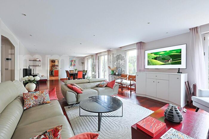 Appartement à vendre - Charenton-le-Pont, Centre ancien - 6 pièces - 4 chambres