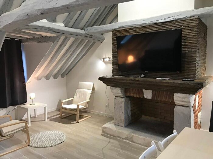 Appartement à louer - Saint Clément-Jardin des Plantes-Grammont, Rouen - 6 pièces - 5 chambres