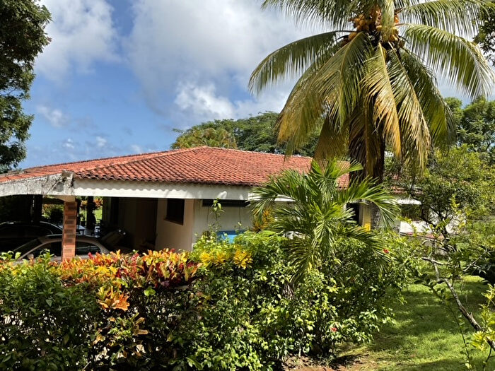 Maison à vendre - Sainte-Marie - 4 pièces - 3 chambres