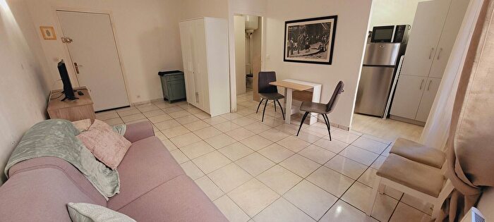 Appartement à louer - Cotignac - 1 pièce