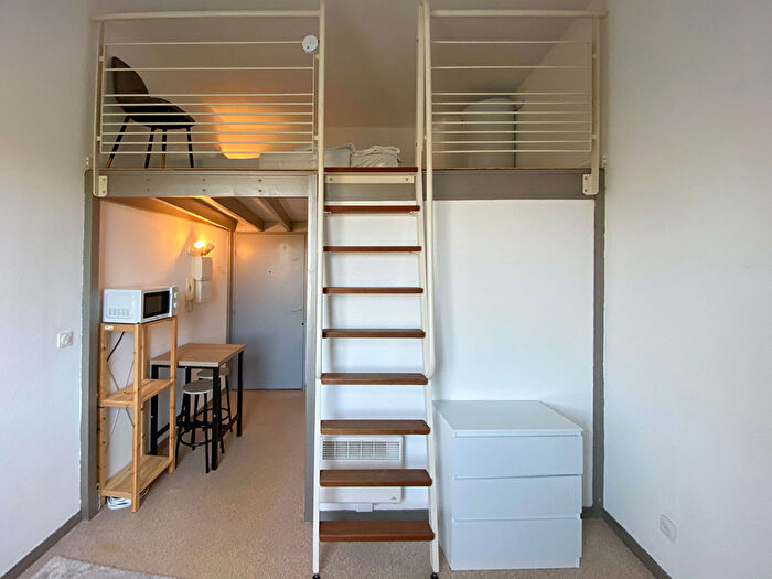 Appartement à louer - Caen, Folie Couvrechef - 1 pièce