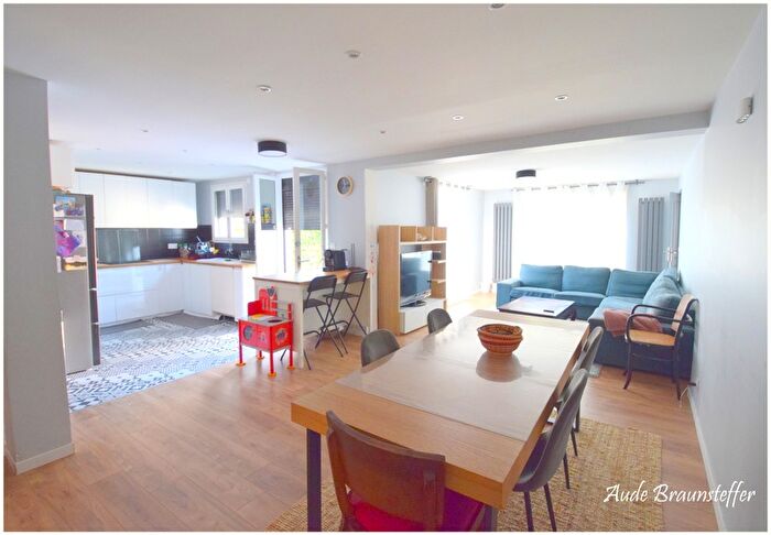 Maison à vendre - Le Bourget, La Bienvenue - 7 pièces - 5 chambres