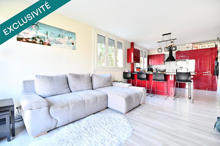 Appartement à vendre - Chilly-Mazarin, Gravigny - 4 pièces - 3 chambres