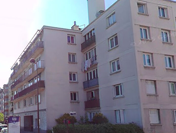 Appartement à vendre - Livry-Gargan - 3 pièces - 2 chambres