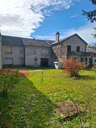 Henrichemont - Maison 9 pièces à vendre