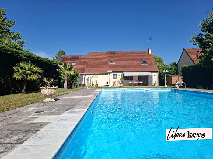 Maison 5 pièces à Prunay-en-Yvelines, à vendre