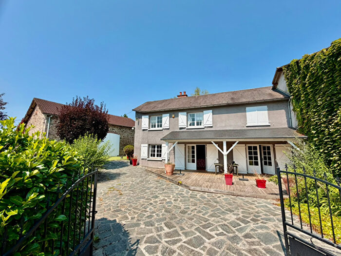 Maison 5 pièces à vendre à Mérinchal