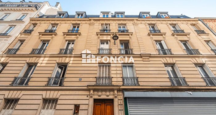 Appartement à vendre - Paris e , La Fourche, Guy Moquet - 2 pièces - 1 chambre