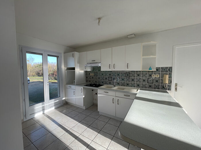 Maison à louer - Dissay - 4 pièces - 3 chambres