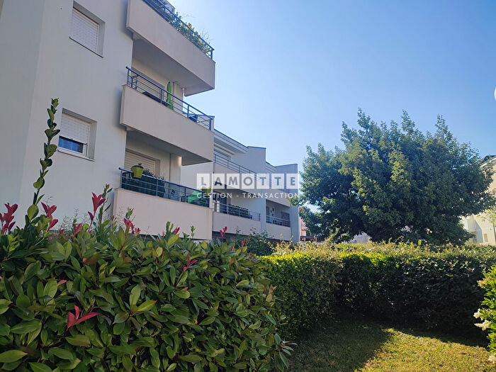 Appartement à vendre - Vannes, Nord Est - 3 pièces - 2 chambres