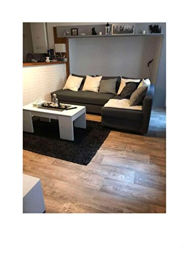 Appartement à louer - Aurillac, Centre-ville - 2 pièces - 1 chambre