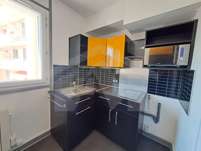 Grenoble, La Capuche, Grands Boulevards - Appartement 1 pièce à louer