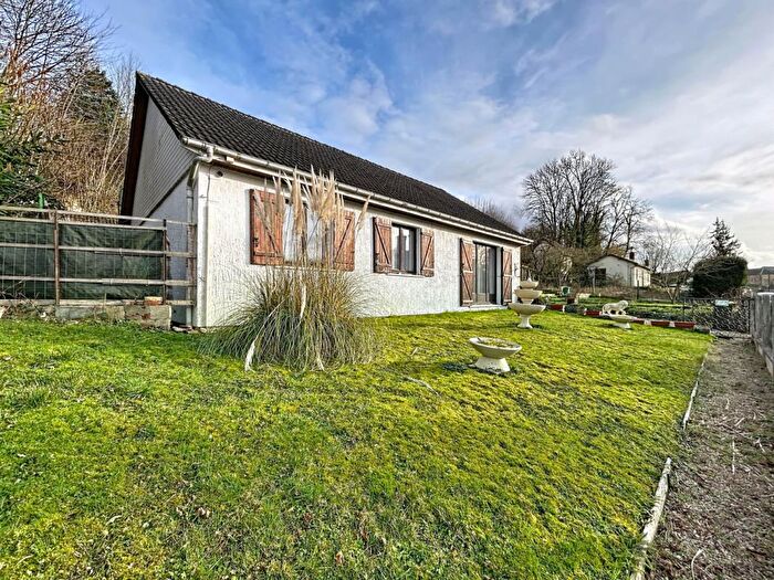 Maison à vendre - Étrépagny - 4 pièces - 3 chambres