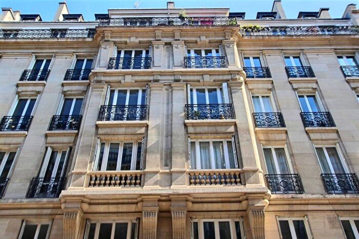 Appartement à louer - Courcelles-Wagram, Paris ème arrondissement - 6 pièces