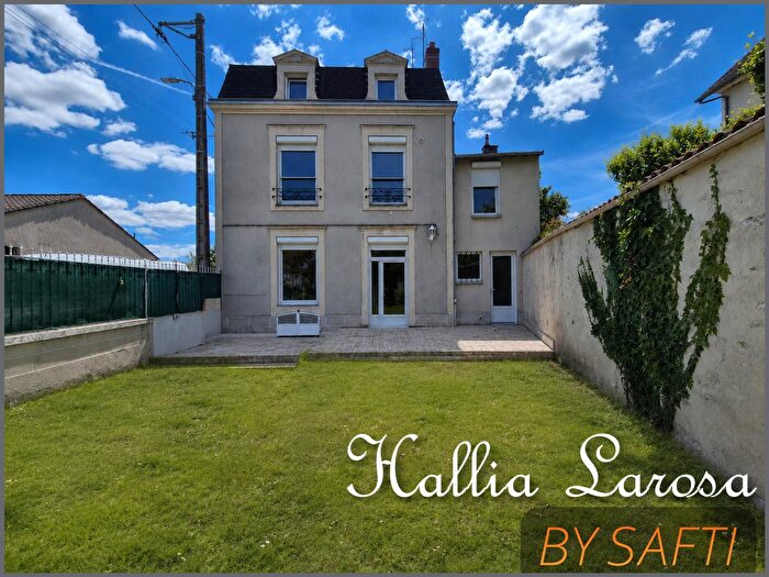 Maison 4 pièces à Montmorillon, à vendre