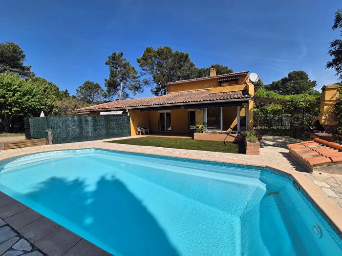 Maison 6 pièces à Le Cannet-des-Maures, à vendre