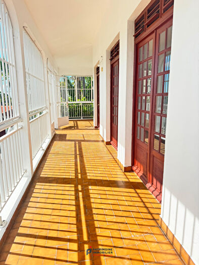 Appartement 4 pièces à Le Gosier, à louer