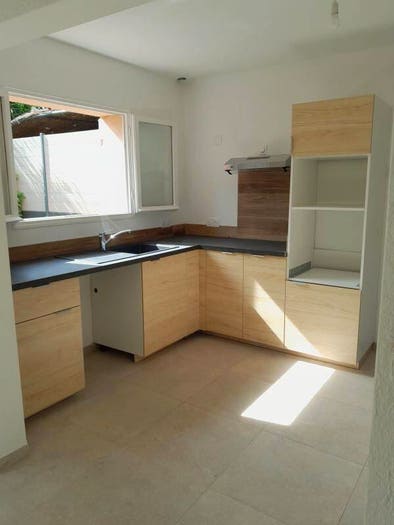 Maison 4 pièces à Pyanet-Pere Eternel, Hyères, à louer