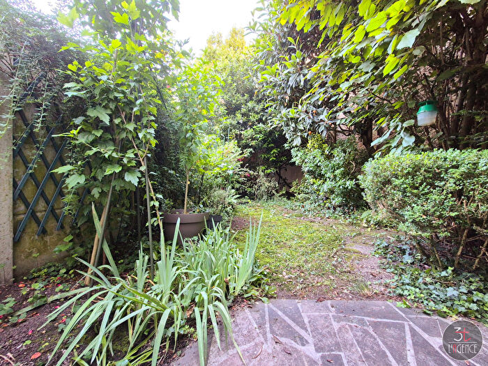 Fontenay-sous-Bois, Proche Bois de Vincennes, Rer A : Maison 5 pièces à vendre