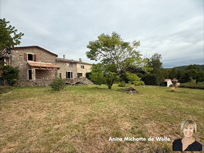 Maison à vendre - Colognac - 9 pièces - 4 chambres