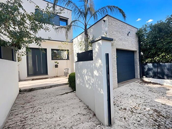 Maison à vendre - Saint-Jean-de-Védas - 5 pièces - 3 chambres