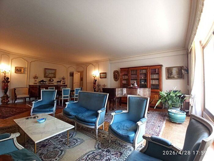 Muette Nord, Paris 16ème arrondissement : Appartement 4 pièces à louer