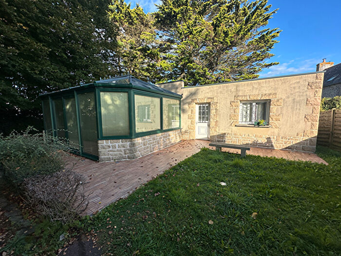 Maison à vendre - Plobannalec-Lesconil - 2 pièces - 1 chambre