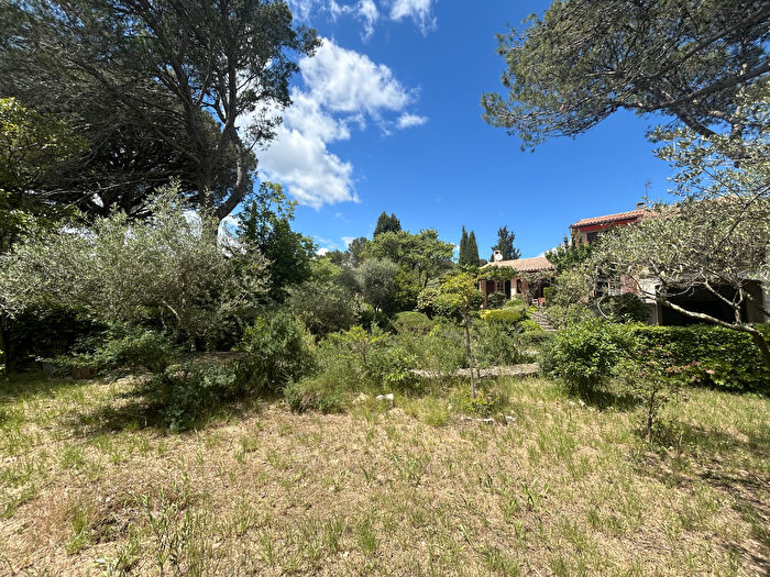 Maison à vendre - Nîmes, Terres de Rouvière, LEau Bouillie - 6 pièces - 4 chambres